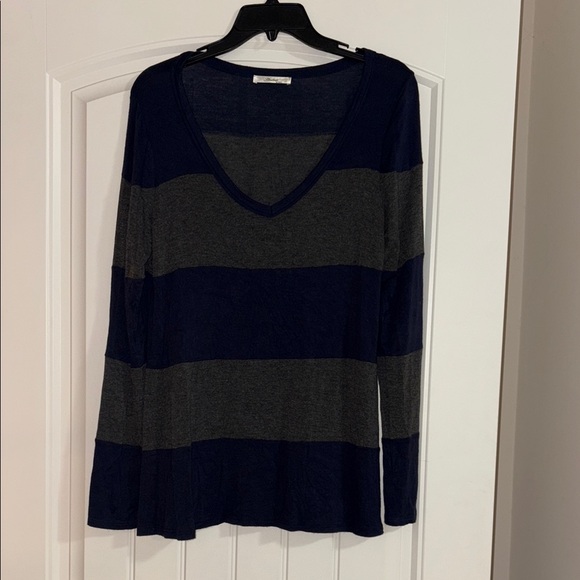 ANDREE BY UNIT | Tops | Andree By Unit Blue And Gray Relaxed Fit Blouse ...